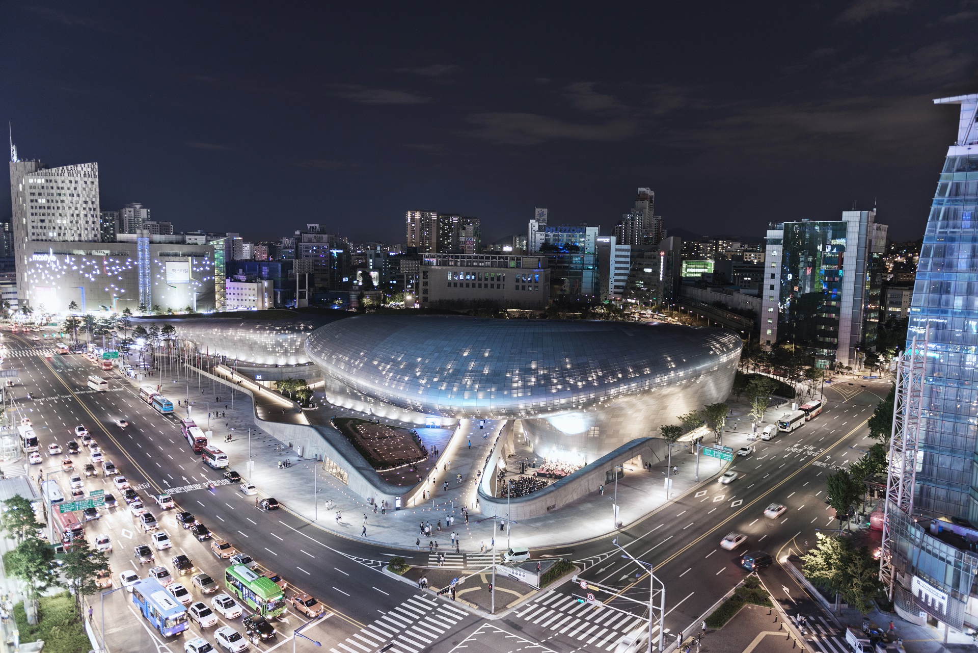 Tourism Market in Seoul: Future Trends and Initiatives by Seoul Tourism